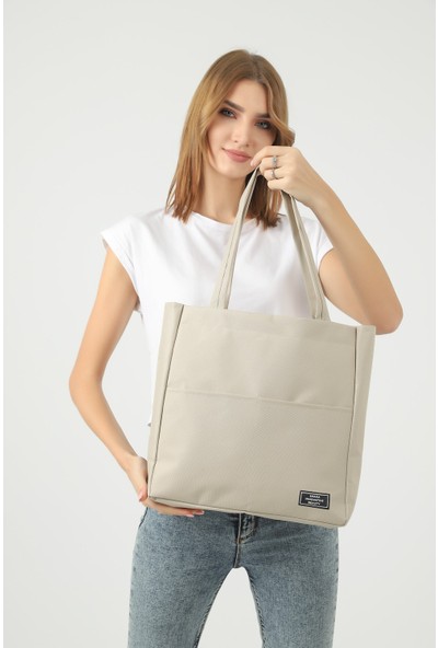 Shaka U24 Bej 4 Bölmeli Çıtçıtlı Kol Çantası Boy:33 Cm En:33 Cm Genişlik : 9 Cm Synee Shaka U24 Bej 4 Bölmeli Çıtçıtlı Kol Çantası Boy:33 Cm En:33 Cm Genişlik : 9 Cm Synee