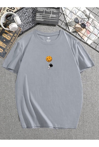 Molly Tekstil Molly-Uçan Astronot Oversize Tshirt Molly Tekstil Molly-Uçan Astronot Oversize Tshirt