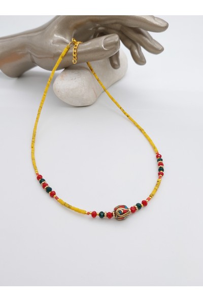 El Yapımı Doğal Nepal Taşlı Kadın Kolye