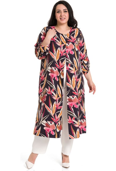 Disentis Modest Büyük Beden Yuvarlak Yaka Katlamalı Kollu Yanları Yırtmaçlı Cepli Astarsız Lacivert Kadın Ceket