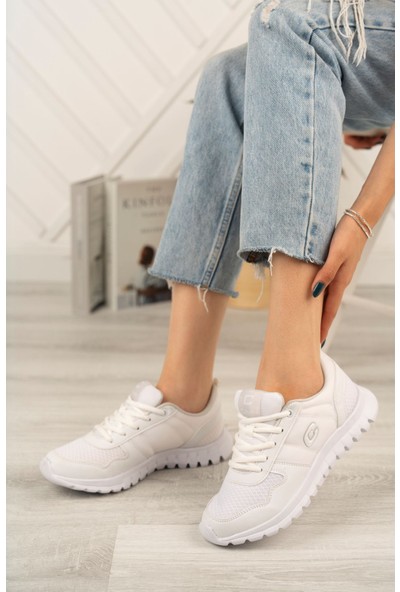 Bağcıklı Fileli Beyaz Kadın Spor Ayakkabı