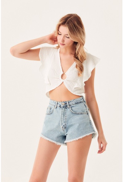 Önü Tokalı V Yaka Crop Bluz