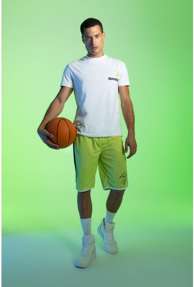 DeFacto Defacto Fit Shaquille O'Neal Lisanslı Oversize Fit Knitted Short X5510AZ22SM DeFacto Defacto Fit Shaquille O'Neal Lisanslı Oversize Fit Knitted Short X5510AZ22SM