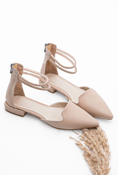 Marjin Kadın Bilekten Taşlı Babet Sivri Burun Arkadan Fermuarlı Roger Marjin Kadın Bilekten Taşlı Babet Sivri Burun Arkadan Fermuarlı Roger