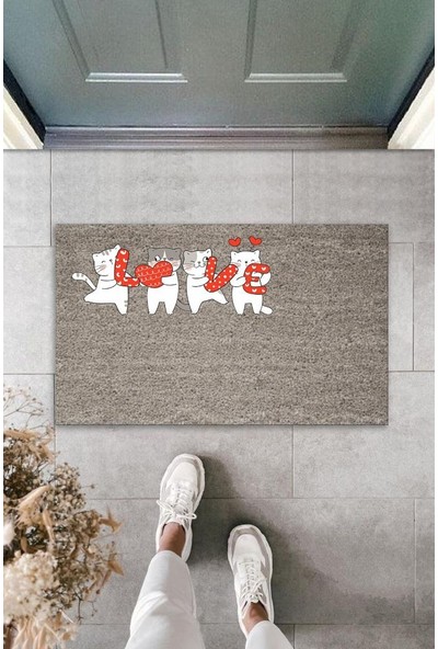 Cotton Garden Dijital Baskı Gri Love Harflerini Tutan Beyaz Kediler Dekoratif Kapı Paspası PS1315 Cotton Garden Dijital Baskı Gri Love Harflerini Tutan Beyaz Kediler Dekoratif Kapı Paspası PS1315