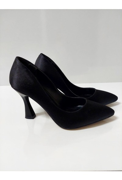 Vespero Detay Stiletto Topuklu Bayan Abiye Ayakkabı Vespero Detay Stiletto Topuklu Bayan Abiye Ayakkabı