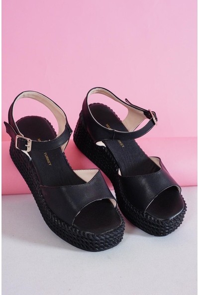 Basskan Kadın Velly Siyah Tek Bant Bilekten Bağlama Dolgu Topuk Terliksandalet TS204