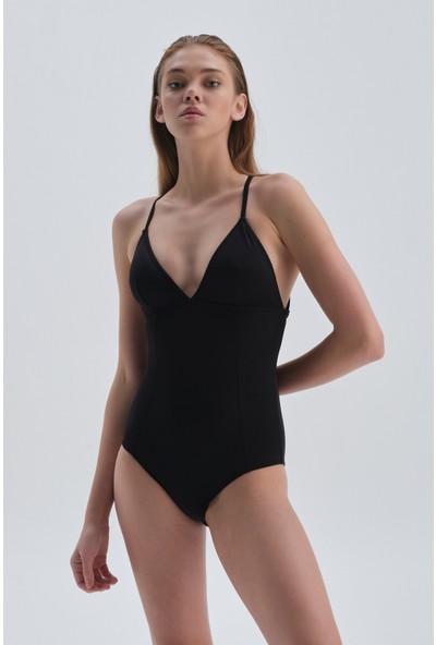 Dagi Siyah Üçgen Mayo