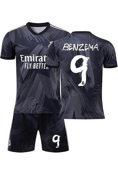 Mugees Real Madrid Benzama Forması Takımı 4 Lü Set Mugees Real Madrid Benzama Forması Takımı 4 Lü Set