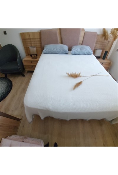 More Home Tek Kişilik % 100 Pamuk Pike 160 x 230 cm Kırem Başlık Işemeli More Home Tek Kişilik % 100 Pamuk Pike 160 x 230 cm Kırem Başlık Işemeli