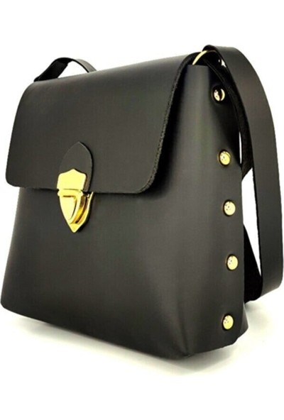 Atılgan Grp Siyah Zımbalı Düz Çapraz Zarf Kadın Omuz Çantası Küçük Boy Atılgan Grp Siyah Zımbalı Düz Çapraz Zarf Kadın Omuz Çantası Küçük Boy