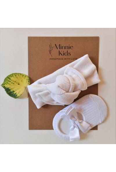 Minnie Kids Ribana Bandana ve Babet Çorap Seti Minnie Kids Ribana Bandana ve Babet Çorap Seti