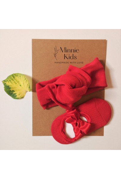 Minnie Kids Ribana Bandana ve Babet Çorap Seti Minnie Kids Ribana Bandana ve Babet Çorap Seti