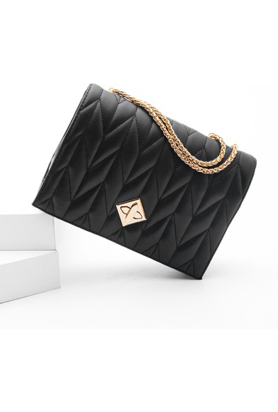 Marjin Kadın Altın Renkli Zincirli Omuz Çantası Delbin