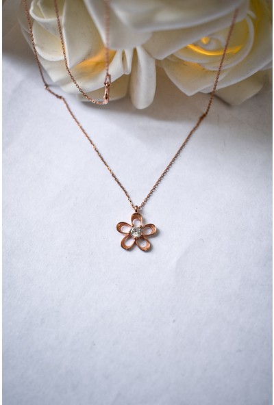 Jade Shine Rose Gümüş Çiçek Kolye