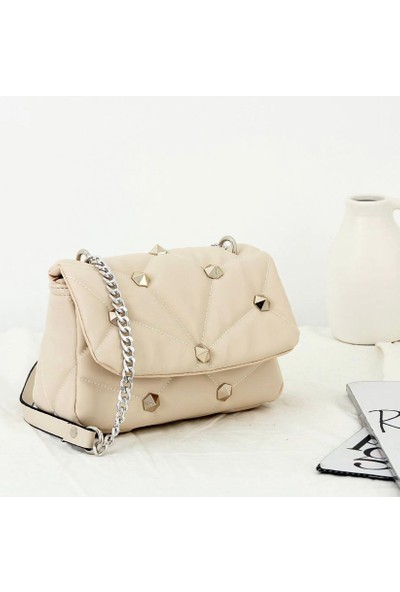Uçarı Trendler Elena Zımba ve Zincir Detaylı Kadın Omuz Çantası