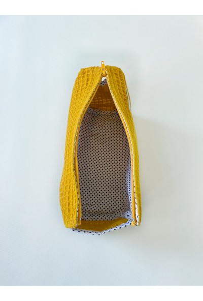 Minou Design Çok Amaçlı Waffle Bakım Çantası Kiremit Minou Design Çok Amaçlı Waffle Bakım Çantası Kiremit