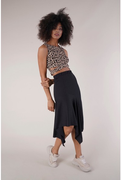 Siyah Asimetrik Kaşkorse Etek