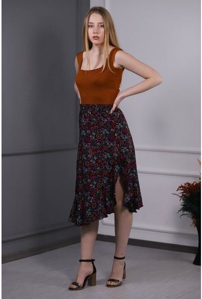 Siyah Desenli Fırfır Detaylı Etek