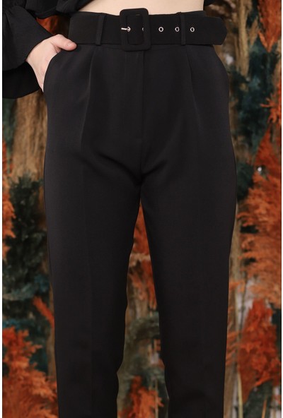 Siyah Kemerli Pantolon