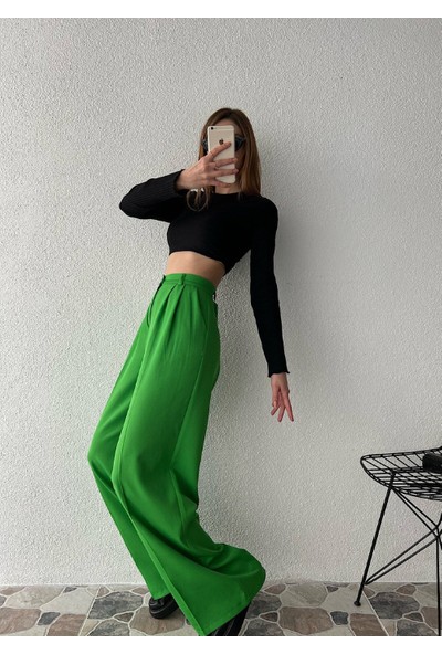 Feville Kadın Siyah Pileli Kumaş Palazzo Pantolon Feville Kadın Siyah Pileli Kumaş Palazzo Pantolon