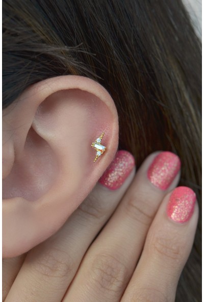 Sacce Scarves&Accessories Şimşek Gold Piercing Helix Kıkırdak Sacce Scarves&Accessories Şimşek Gold Piercing Helix Kıkırdak