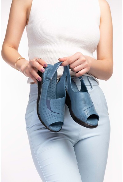 Gondol Hakiki Deri Dolgu Topuk Ayakkabı GOL.076 - Mavi - 36 Gondol Hakiki Deri Dolgu Topuk Ayakkabı GOL.076 - Mavi - 36