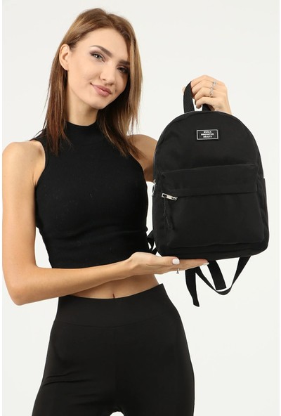 Shaka U21 Siyah 2 Bölmeli Sırt Çantası U:32 Cm E:24 Cm G:11 Cm Shaka U21 Siyah 2 Bölmeli Sırt Çantası U:32 Cm E:24 Cm G:11 Cm