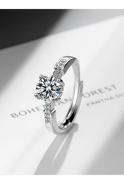 Abbsee 0,53 Karat Lab Pırlanta Taşlı Tek Taş Yüzük 925A Gümüş Zirkon Şerit Ayarlanabilir Abbsee 0,53 Karat Lab Pırlanta Taşlı Tek Taş Yüzük 925A Gümüş Zirkon Şerit Ayarlanabilir