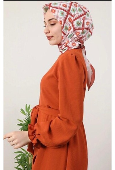 Mini Çiçek Desenli Eşarp