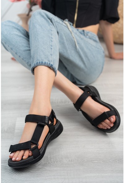 Linosso Kadın Önü Cırtlı Memory Foam Taban Şık Sandalet Linosso Kadın Önü Cırtlı Memory Foam Taban Şık Sandalet