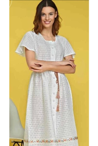 Pınardan Fistolu Beyaz Plaj Elbisesi