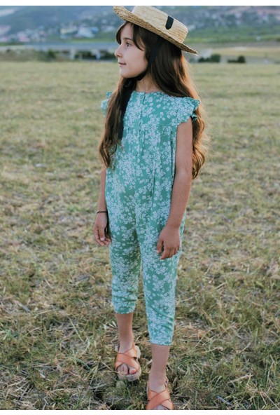 Cigit Viskon Kolu Fırfırlı Tulum 2-6 Yaş Yeşil Cigit Viskon Kolu Fırfırlı Tulum 2-6 Yaş Yeşil