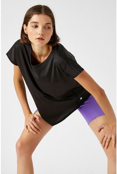 Koton Kadın Bisiklet Yaka Kısa Kollu Siyah Tişört 2KAK12320NK