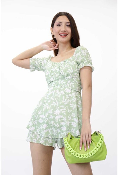 Modaline Kuşaklı Çiçekli Şortlu Tulum Modaline Kuşaklı Çiçekli Şortlu Tulum