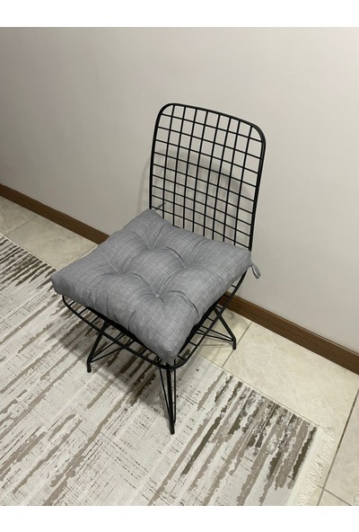 Mazi Home Dekoratif Pofidik Gri Sandalye Minderi Özel Düğme Dikişili Bağcıklı 40X40CM Mazi Home Dekoratif Pofidik Gri Sandalye Minderi Özel Düğme Dikişili Bağcıklı 40X40CM