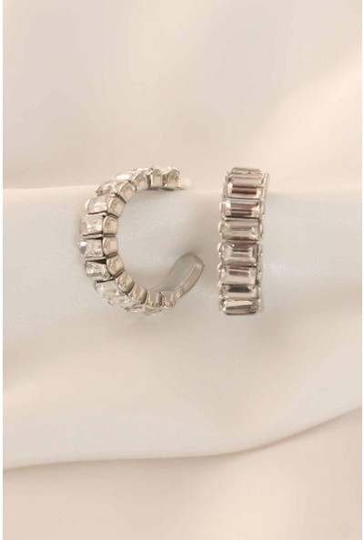 Clariss Zirkon Taşlı Gümüş Renk Kadın Küpe Clariss Zirkon Taşlı Gümüş Renk Kadın Küpe