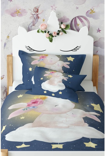 Rivaİstanbul Buluttaki Sevimli Tavşanlar Çocuk Nevresim Takımı (Çarşafsız)