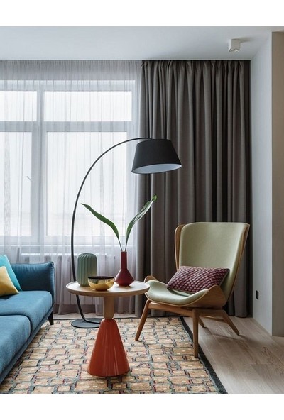 Riolight Retro Siyah Metal Gövde Siyah Kumaş Başlık Lambader Köşe Lambası Riolight Retro Siyah Metal Gövde Siyah Kumaş Başlık Lambader Köşe Lambası