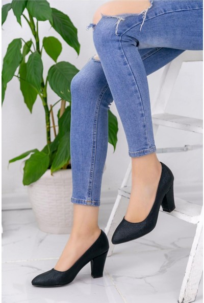 Xml Adresi Florda Siyah Cilt Simli Topuklu Ayakkabı Xml Adresi Florda Siyah Cilt Simli Topuklu Ayakkabı