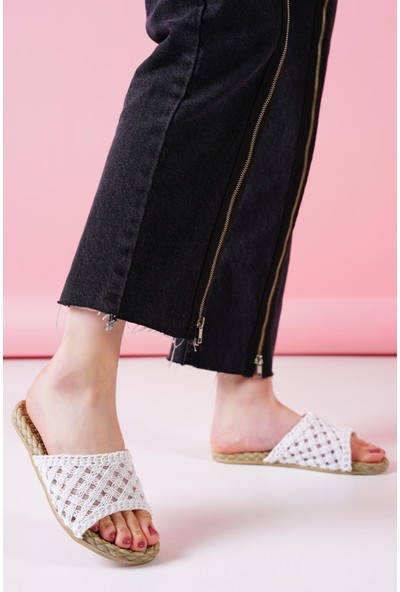 Yeni Sezon Triko Terlik Yeni Sezon Triko Terlik