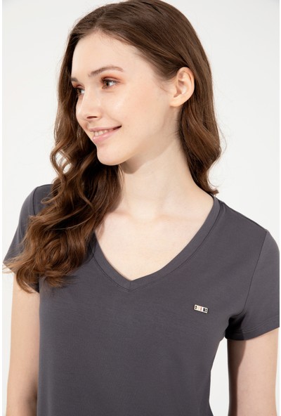 U.S. Polo Assn. Kadın Antrasit T-Shirt 50247980-VR006