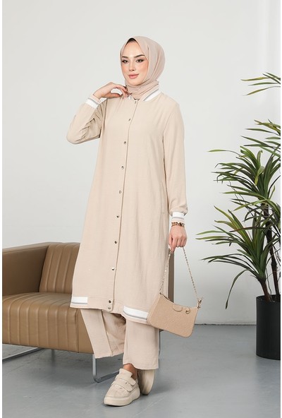 İlkimay Şerit Detaylı Düğmeli Ayrobin Asel Tesettür Tunik Pantolon Ikili Takım 314 - Taş İlkimay Şerit Detaylı Düğmeli Ayrobin Asel Tesettür Tunik Pantolon Ikili Takım 314 - Taş