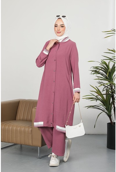 İlkimay Şerit Detaylı Düğmeli Ayrobin Asel Tesettür Tunik Pantolon Ikili Takım 314 - Mor İlkimay Şerit Detaylı Düğmeli Ayrobin Asel Tesettür Tunik Pantolon Ikili Takım 314 - Mor