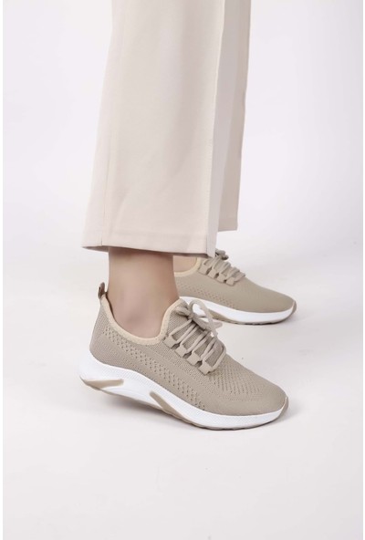 Pabuçhan 0559 Bayan Streçli Günlük ve Yürüyüş Spor Ayakkabı - BTMK00559-KREM-38 Pabuçhan 0559 Bayan Streçli Günlük ve Yürüyüş Spor Ayakkabı - BTMK00559-KREM-38