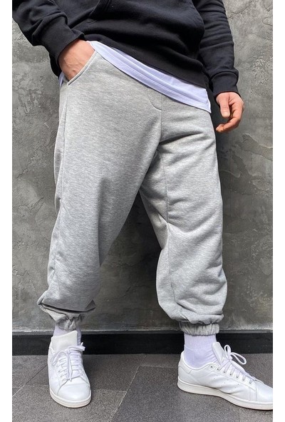 La Gizzia Siyah Oversize Büyük Beden Eşofman Altı Paçası Lastikli Bol Kalıp Eşofman Altı La Gizzia Siyah Oversize Büyük Beden Eşofman Altı Paçası Lastikli Bol Kalıp Eşofman Altı