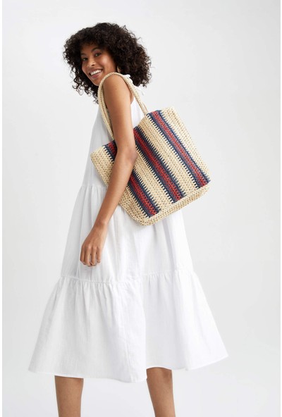 DeFacto Kadın Desenli Hasır Çapraz Büyük Kol Çanta W7288AZNS