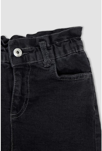 DeFacto Kız Çocuk Paperbag Fit Yırtık Detaylı Jean Şort Y5324A622SM DeFacto Kız Çocuk Paperbag Fit Yırtık Detaylı Jean Şort Y5324A622SM