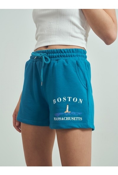 Eylül Moda Bel Lastık On Boston Yazı Fener - Baskılı Şort Eylül Moda Bel Lastık On Boston Yazı Fener - Baskılı Şort