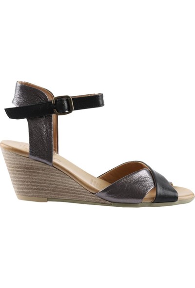 Bueno Shoes Siyah Deri Kadın Dolgu Topuklu Sandalet Bueno Shoes Siyah Deri Kadın Dolgu Topuklu Sandalet